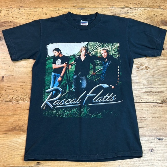Gildan | Shirts | Rascal Flatts Official Tour Merch Heres To You Tour ...